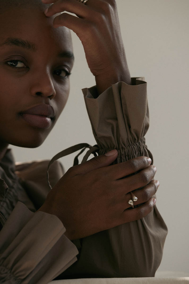 Cross Over Ring – iloni Jewellery – Shopfox